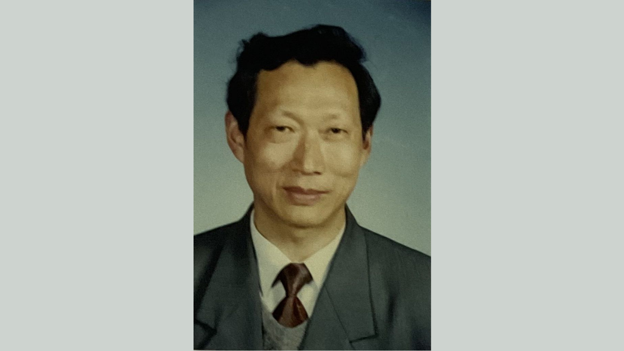 Коллега из Китая поздравляет российских учителей с Новым годом ...