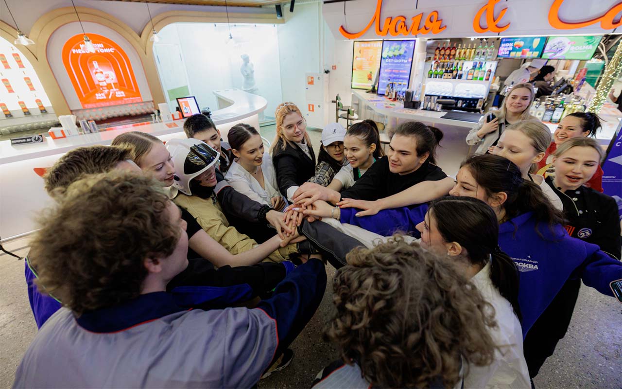 Гастробатл, бармен-шоу и танцевальный перфоманс: как проходит фестиваль ...