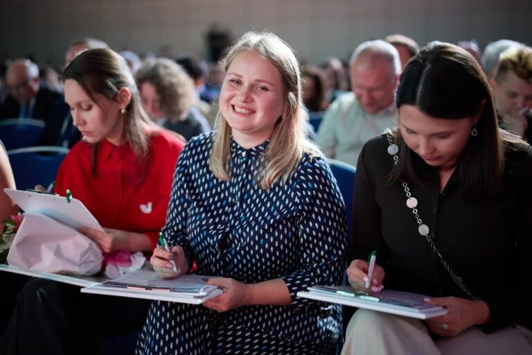 В России проходит Большой этнографический диктант – десятый по счету – Учительская газета